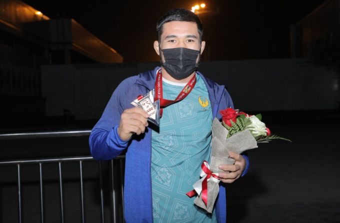 Terma jamoamiz Abu-Dabi “Katta Dubulg'a” turniridan qaytib keldi + FOTO ...